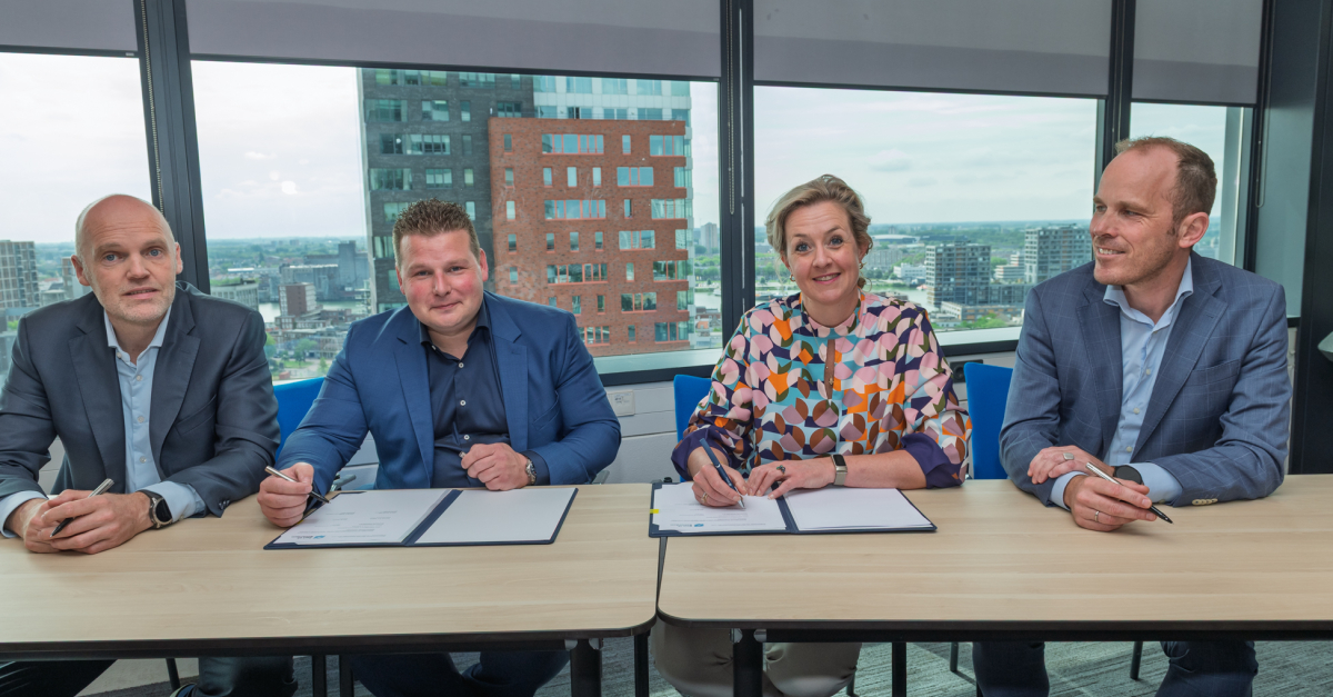 Vialis wint aanbesteding voor renovatie en onderhoud Rozenburgsesluis ...